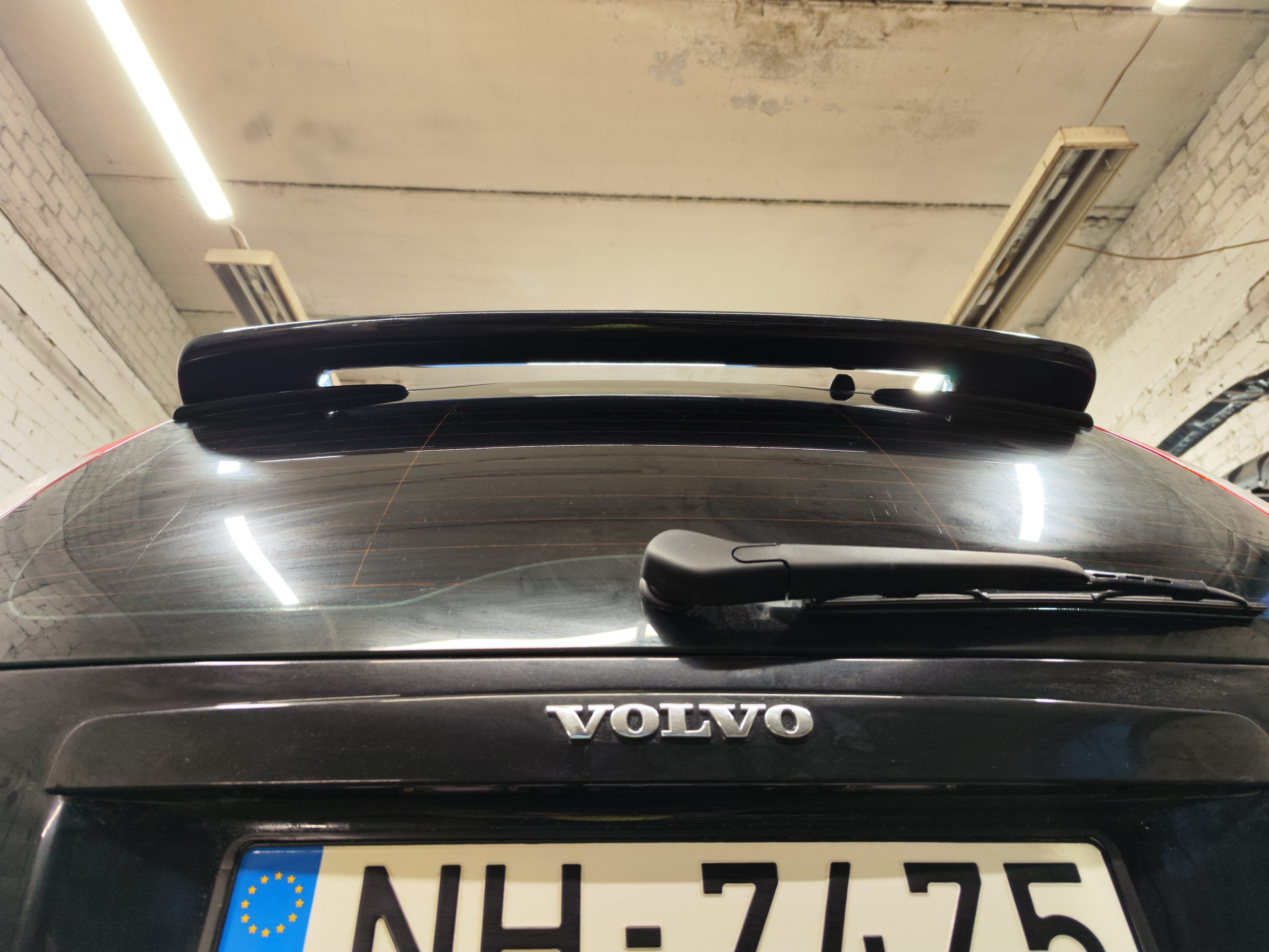 Roof Spoiler for Volvo V50 2004-2012 - AVOGroup